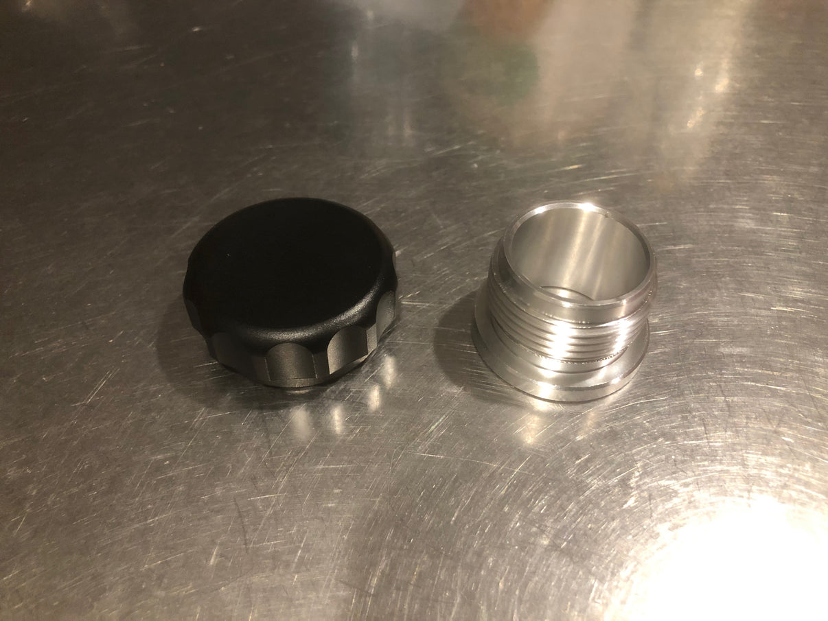 Oil tank filler cap with weld on bung – farroffroad.com